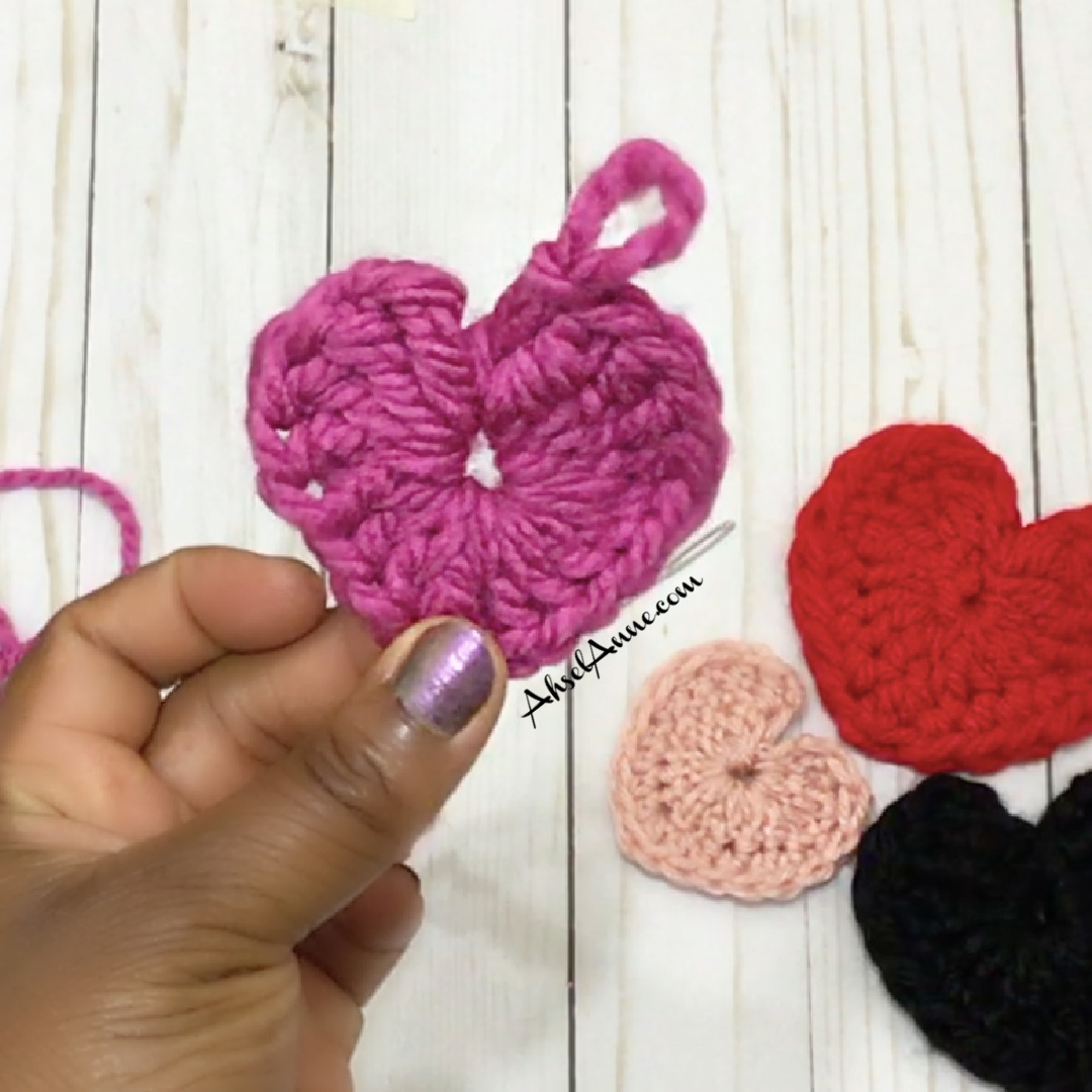 Crochet Heart - Small Crochet Heart- How to Crochet a Heart - Ahsel Anne